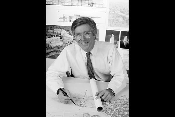 HOK chief executive Bill Hellmuth dies aged 69 | News | Building Design